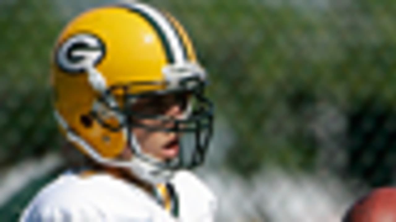 Panthers trade for long snapper