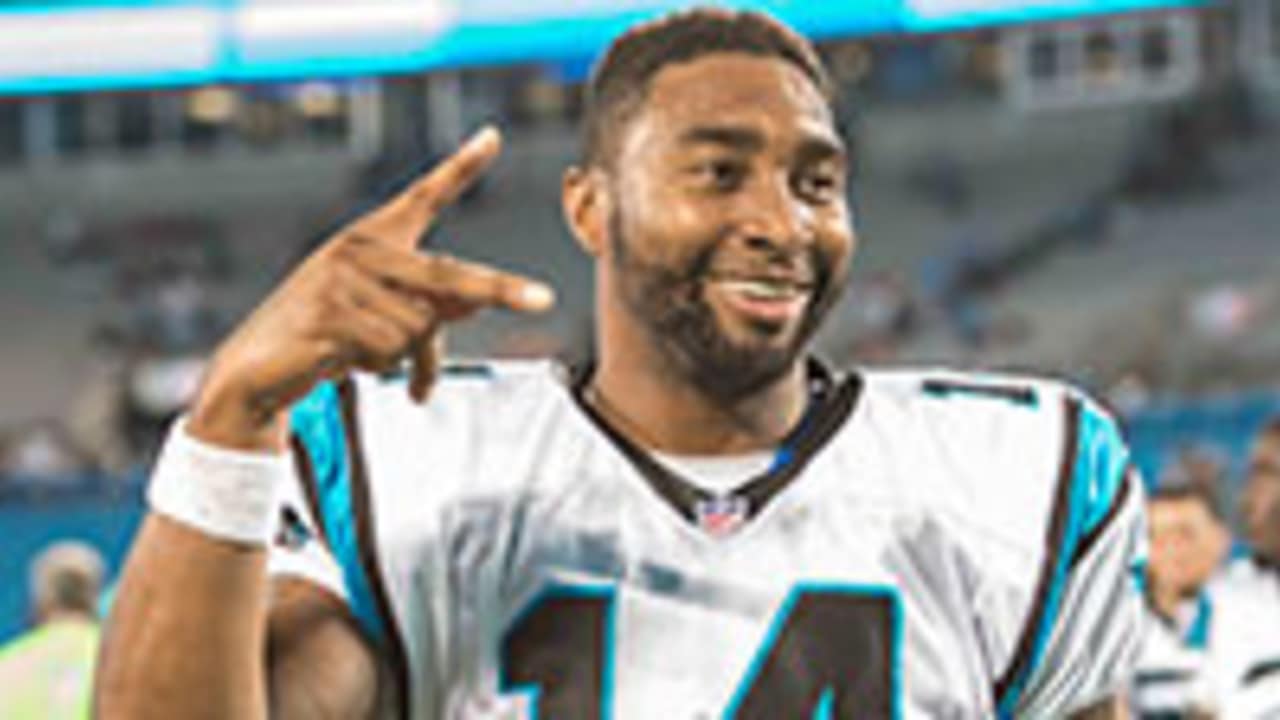 Panthers Re-Sign Joe Webb