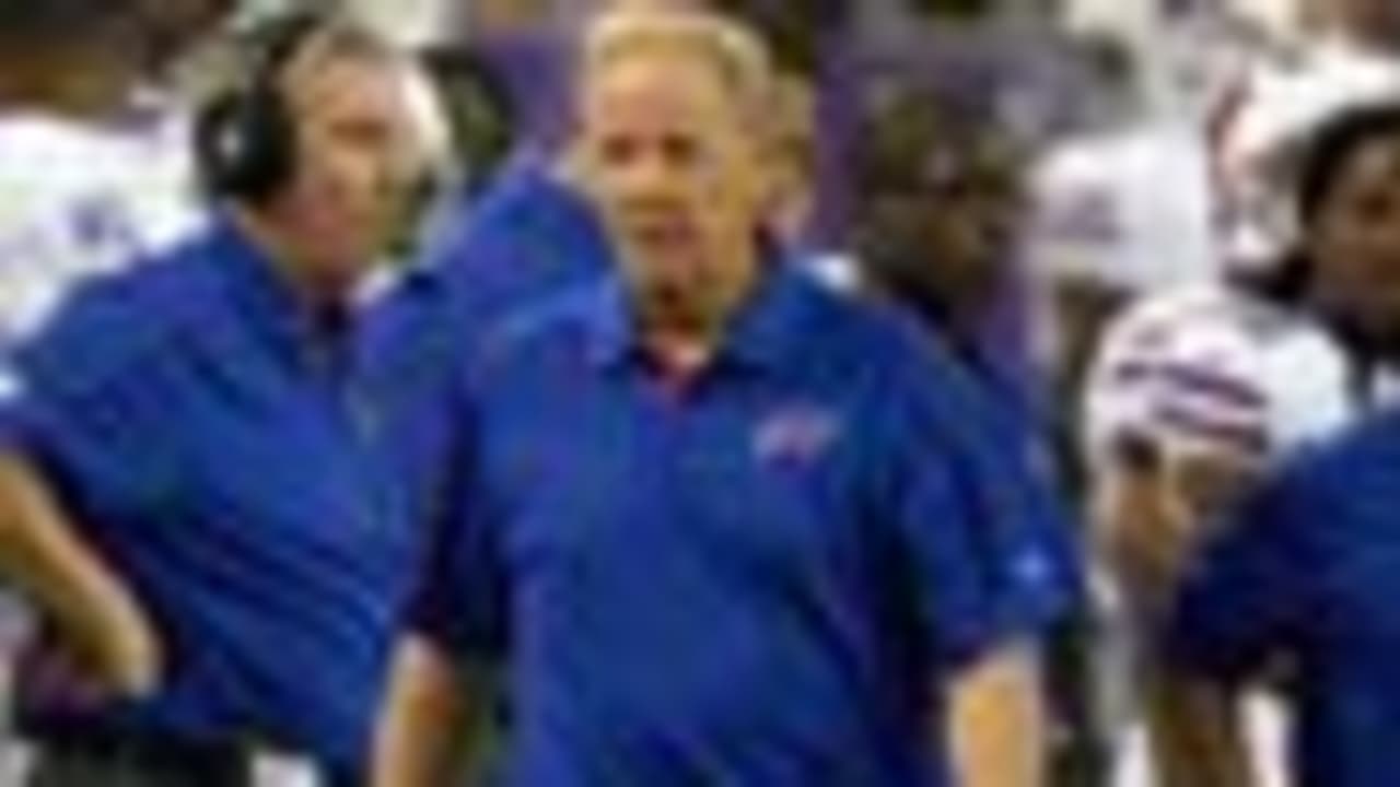 Assistant special teams, wide receivers coaches hired