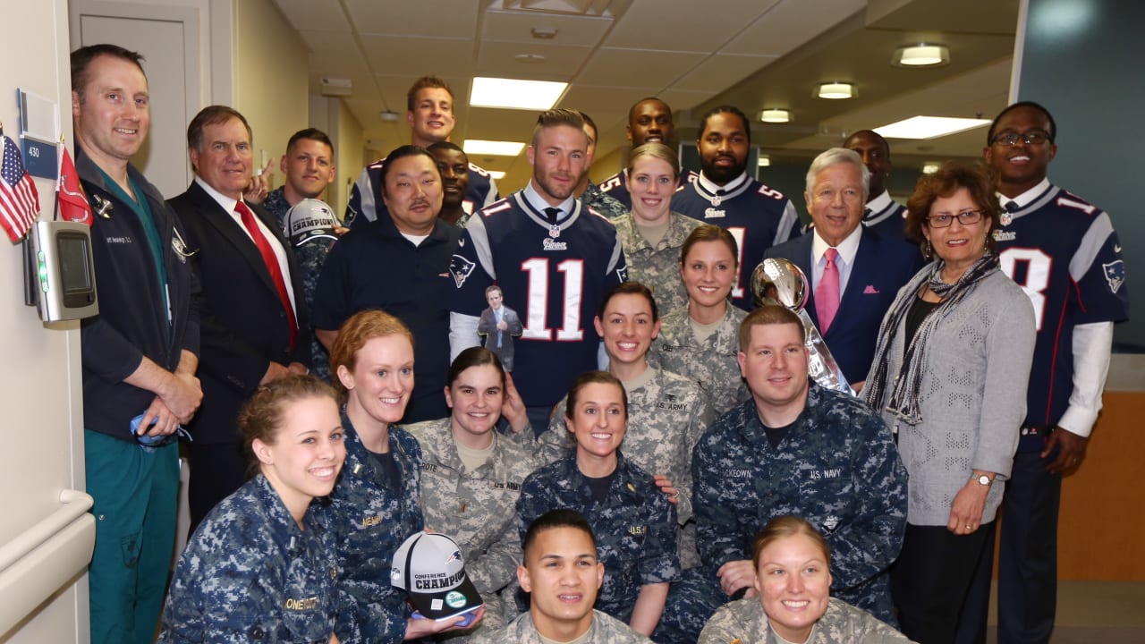 Patriots visit Walter Reed National Military Medical Center