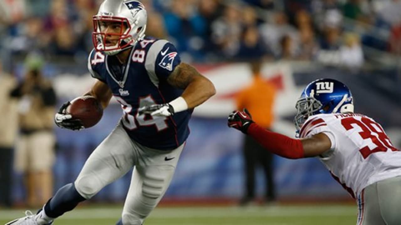 Raiders agree to terms with Archuleta