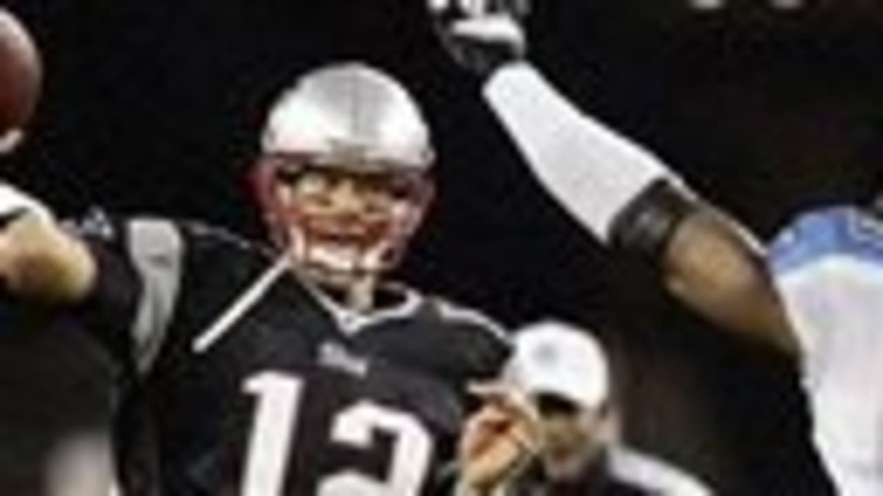 Brady building toward regular season; Monday notebook