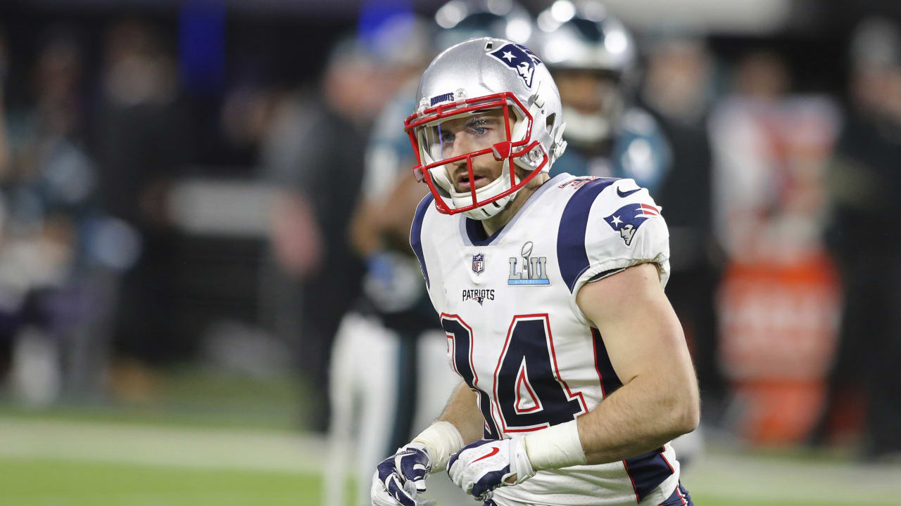 Report: Rex Burkhead back in fold