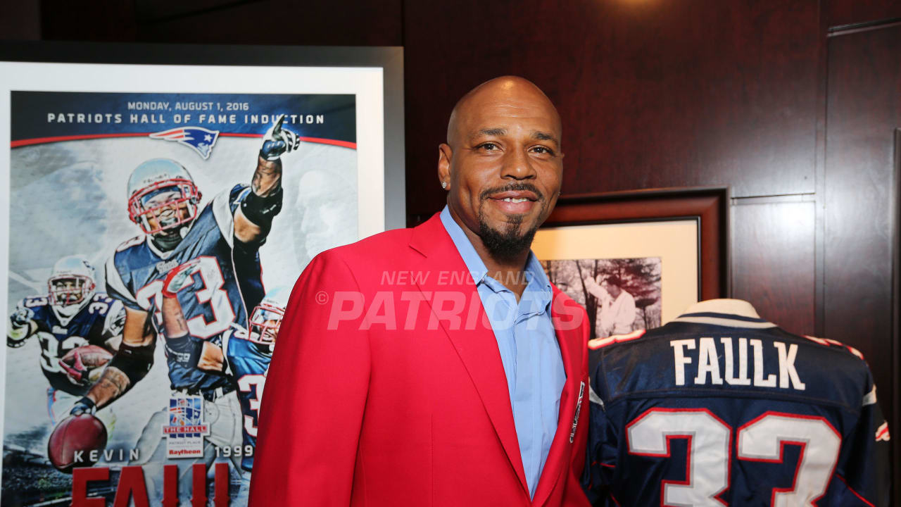 Faulk Gets Fitted For Patriots HOF Jacket
