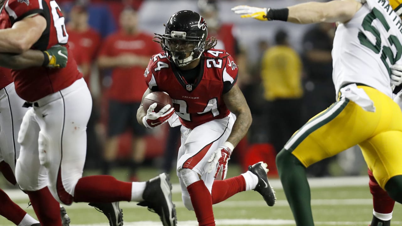 Bei der Patriots Defense dreht sich viel um zwei starke Running Backs ...