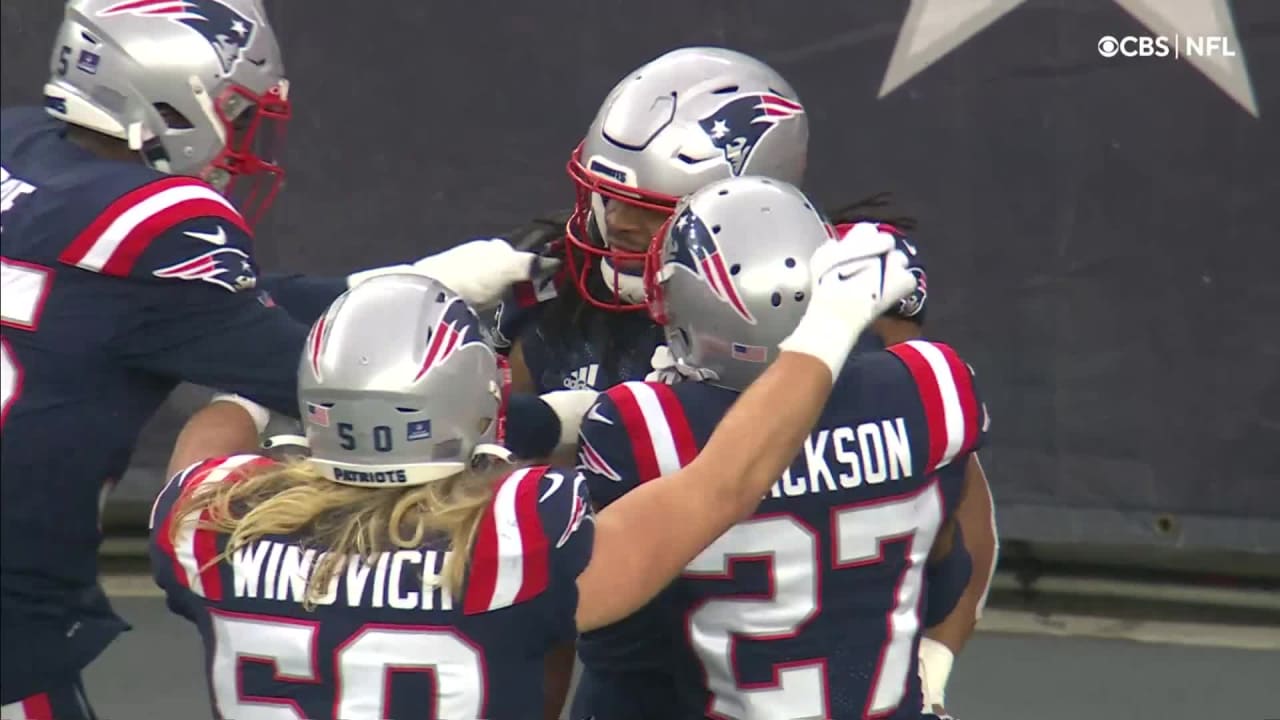 Pats defense picks off Trevor Lawrence for third INT