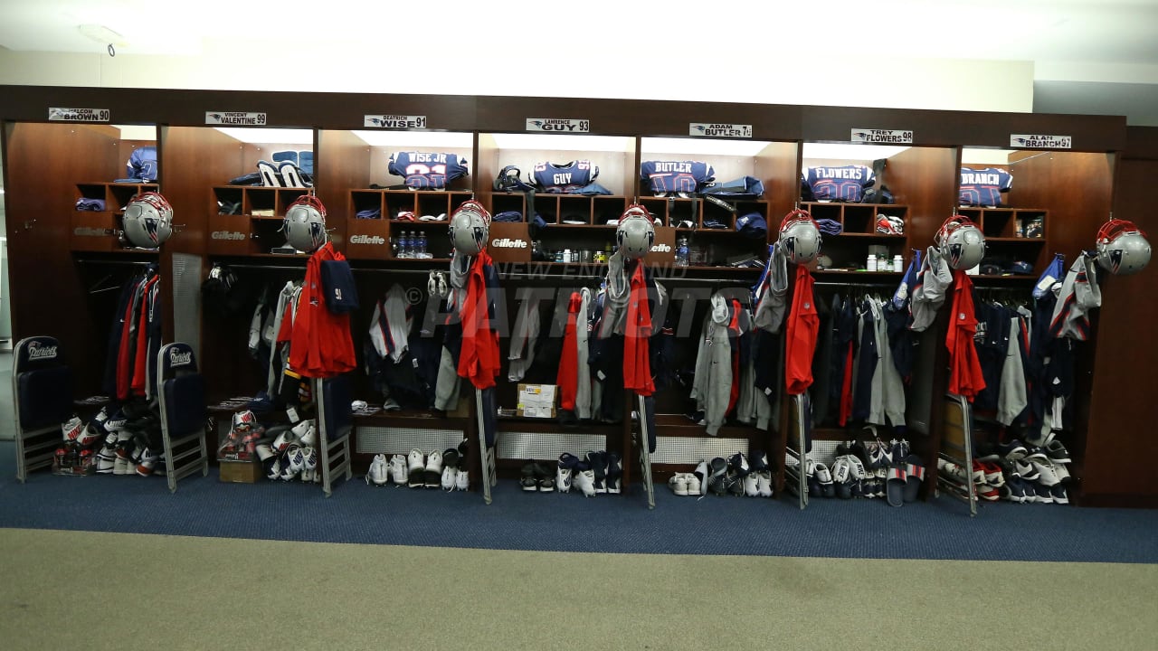 Pregame: Inside the Patriots Locker Room and Player Arrivals 10/29
