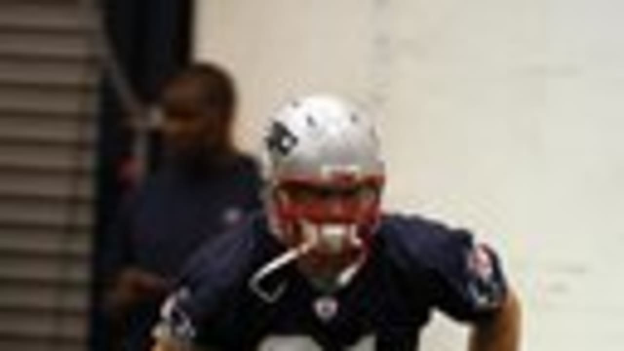 Patriots sign Bo Ruud; Release Willie Andrews