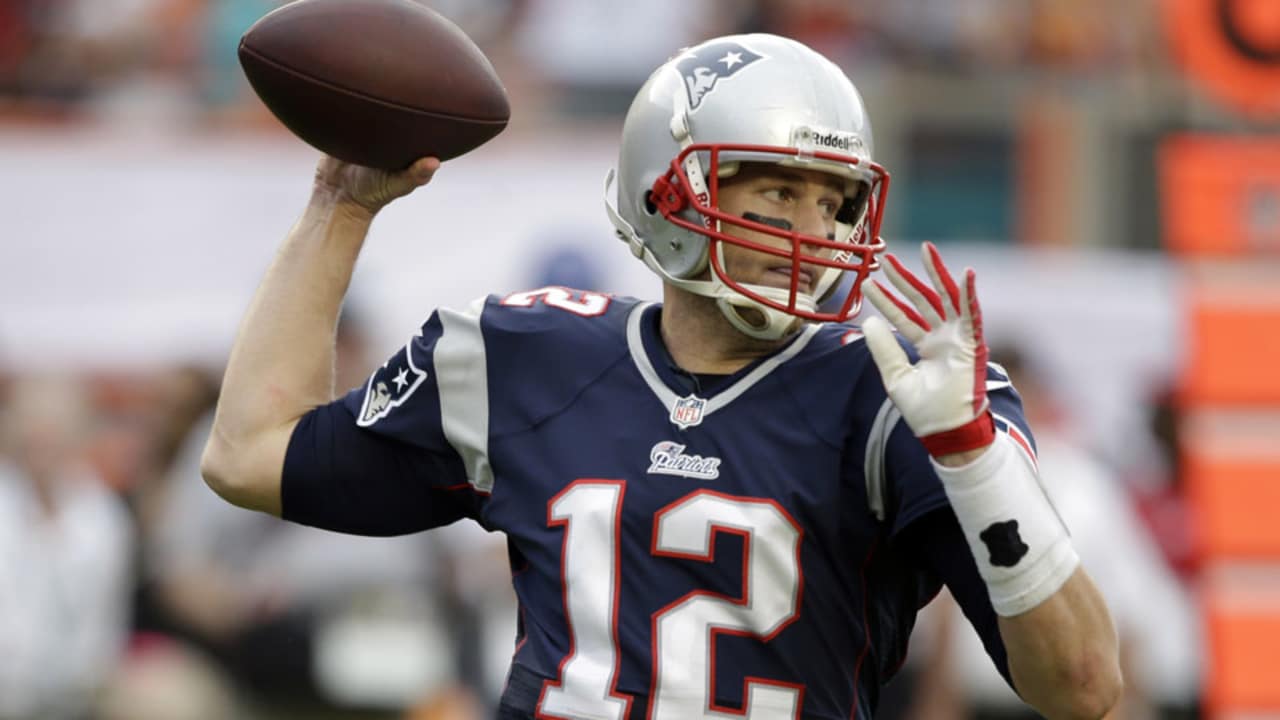 Looking Back at Patriots Milestones of 2013