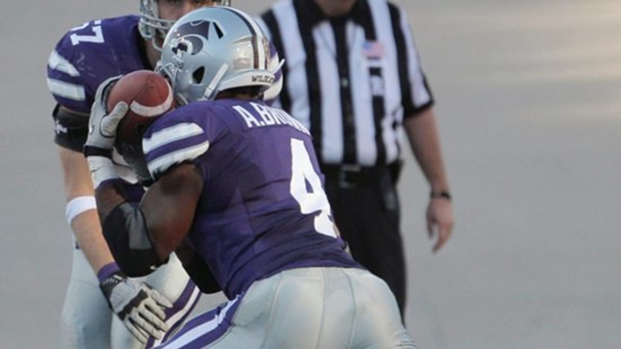 Niners sign Clements to eight-year deal