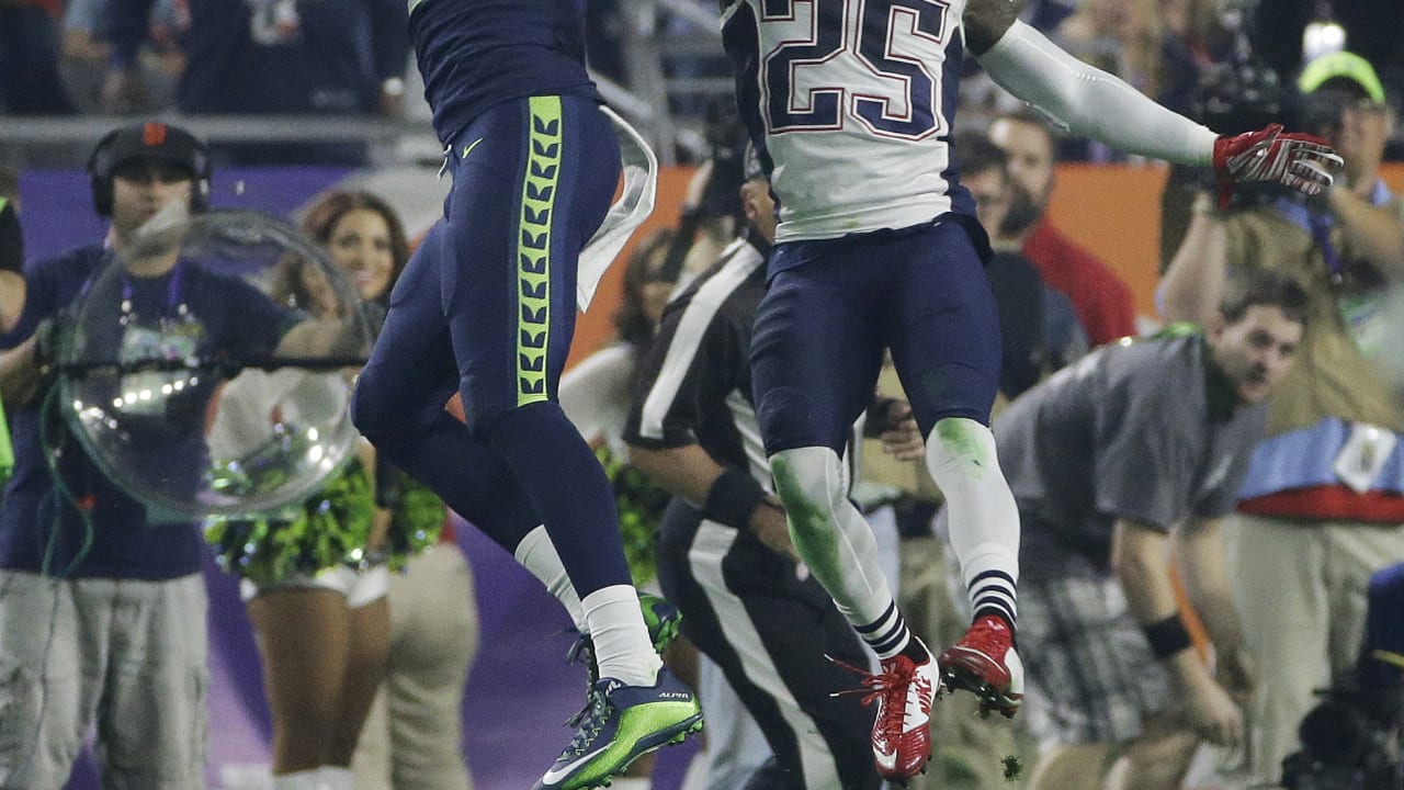 Reports: TE Fred Davis in for Patriots, CB Kyle Arrington out