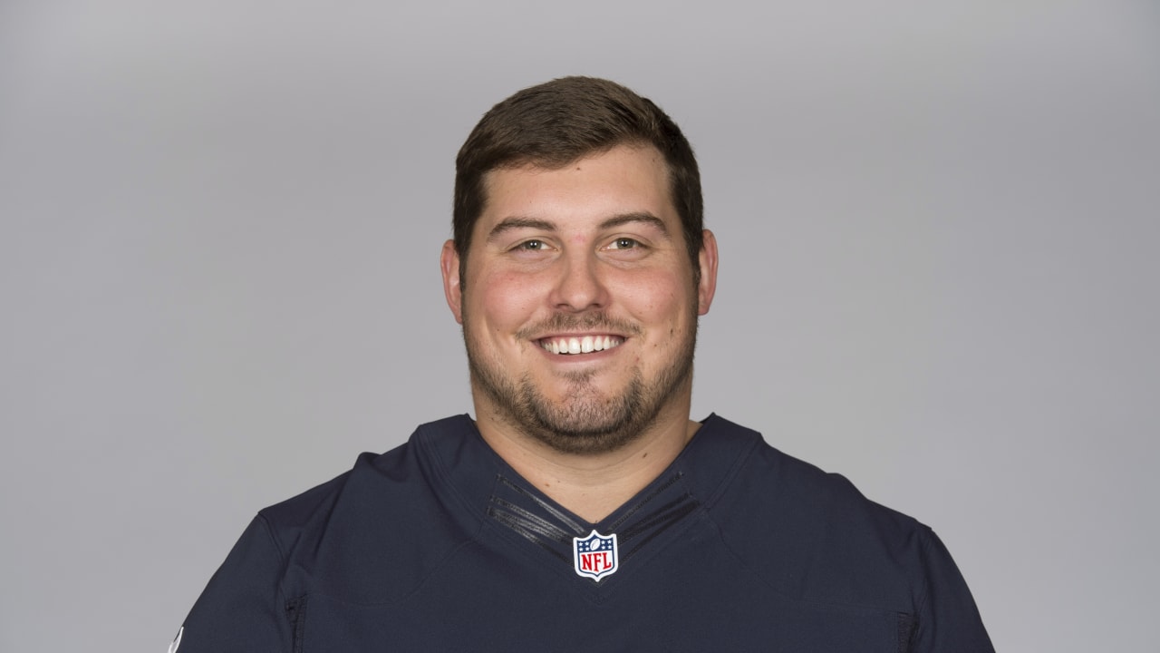 Report: Patriots trade for G Ryan Groy
