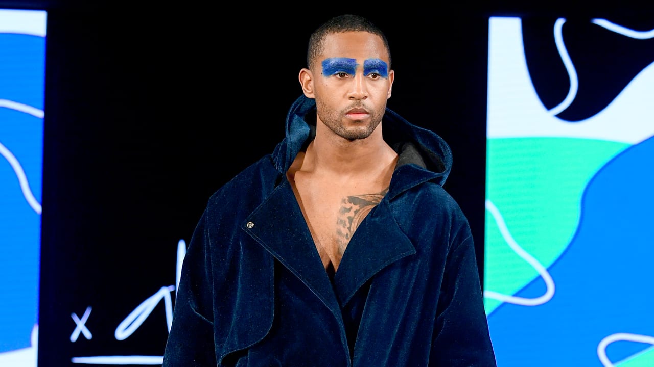 Justin Bethel walks in New York Fashion Week for Project Runway's ...