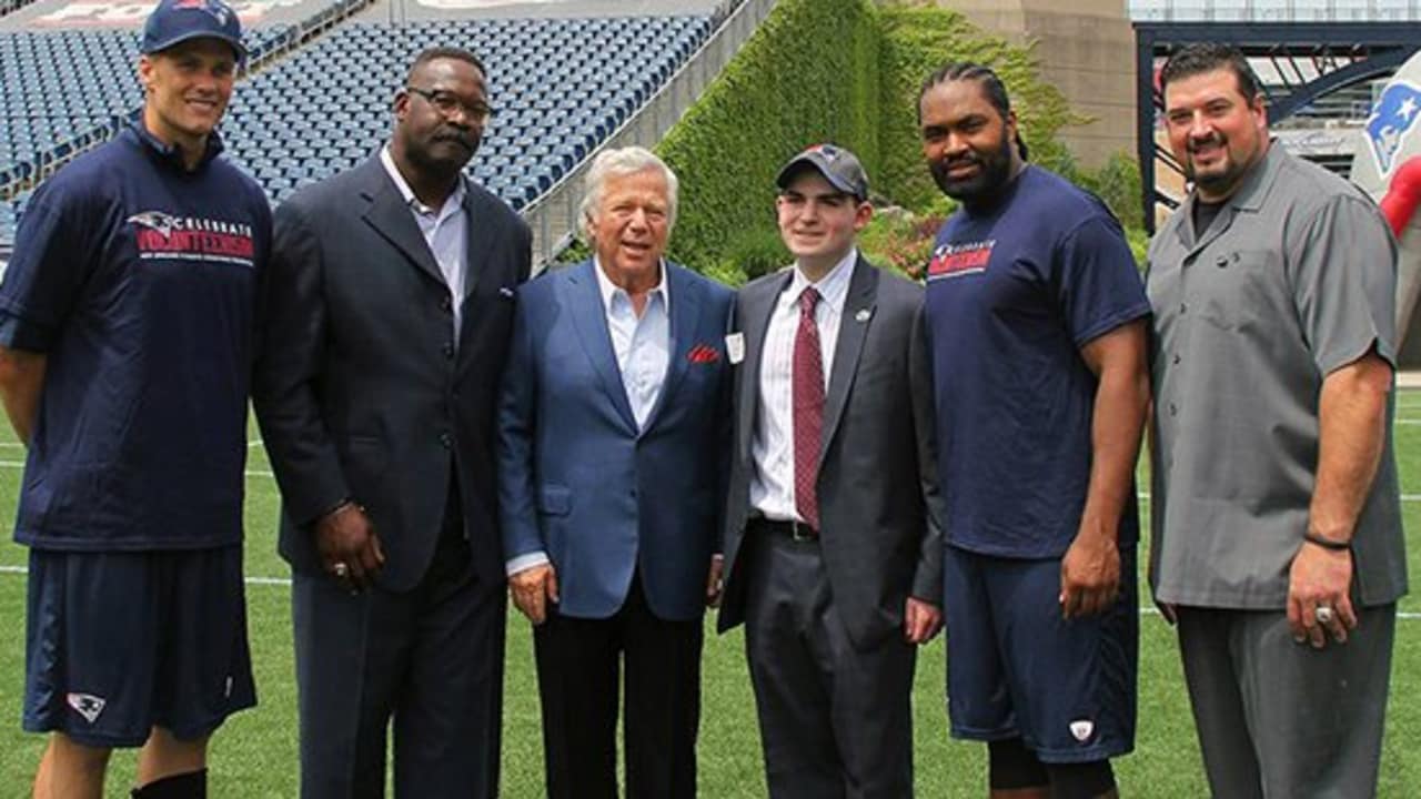 Mitchell latest to stop by