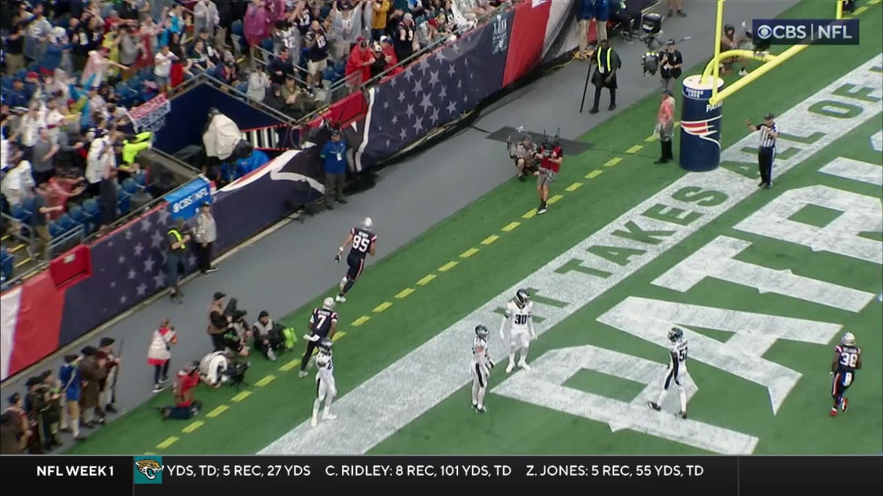 Mac Jones is masterfully accurate on 9-yard TD pass to Henry