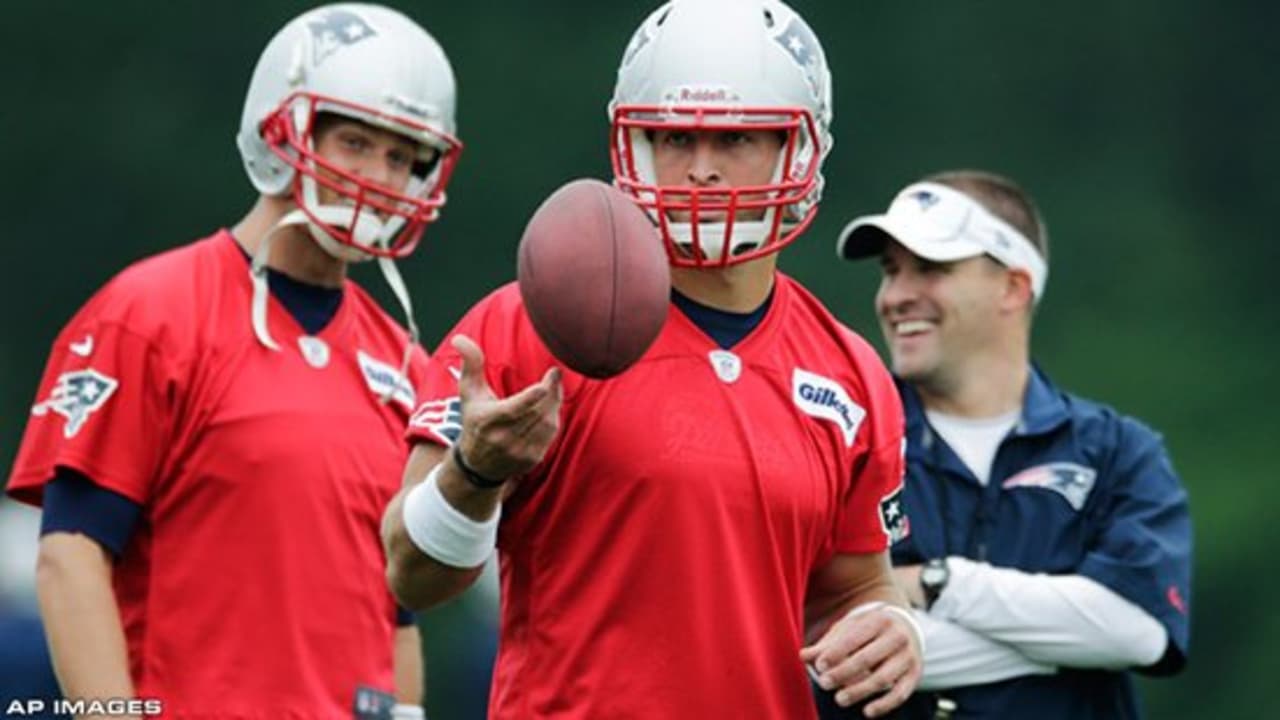 Collins rallies Titans for playoff berth