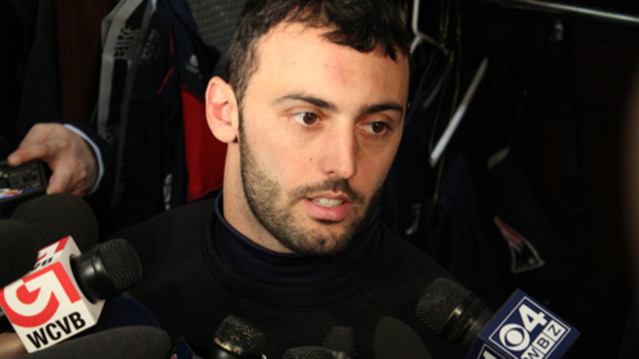 Patriots release S Steve Gregory