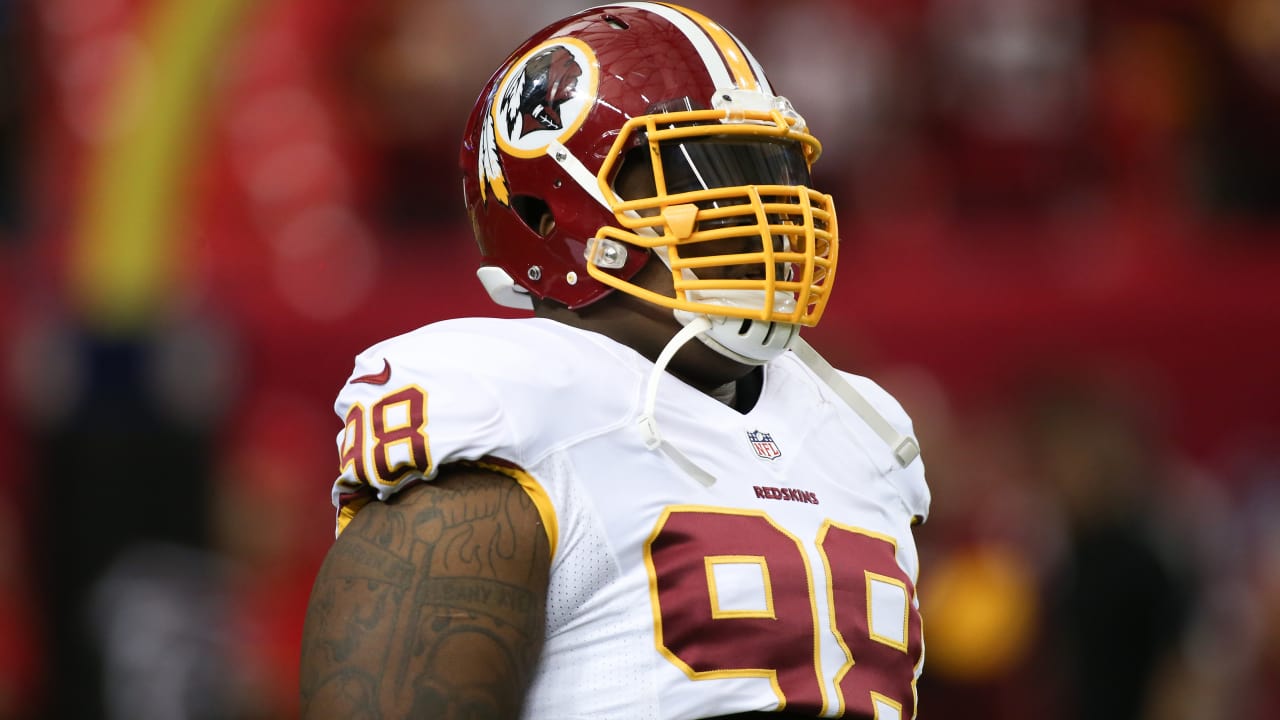 News Blitz 3/29: Terrance Knighton visits Foxborough