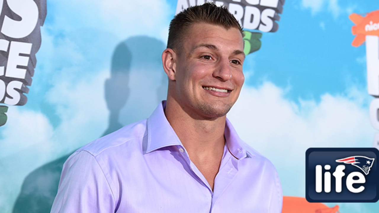 Gronk lands June 'GQ' cover