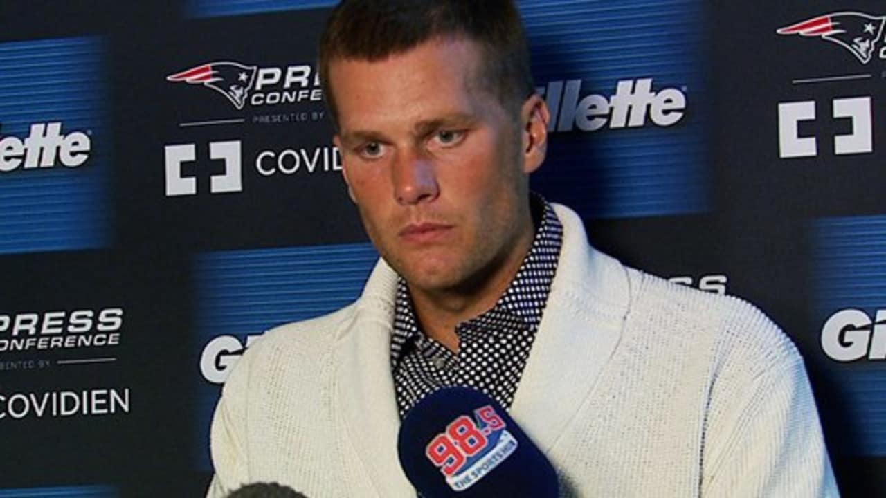 Raiders re-sign offensive guard Stone