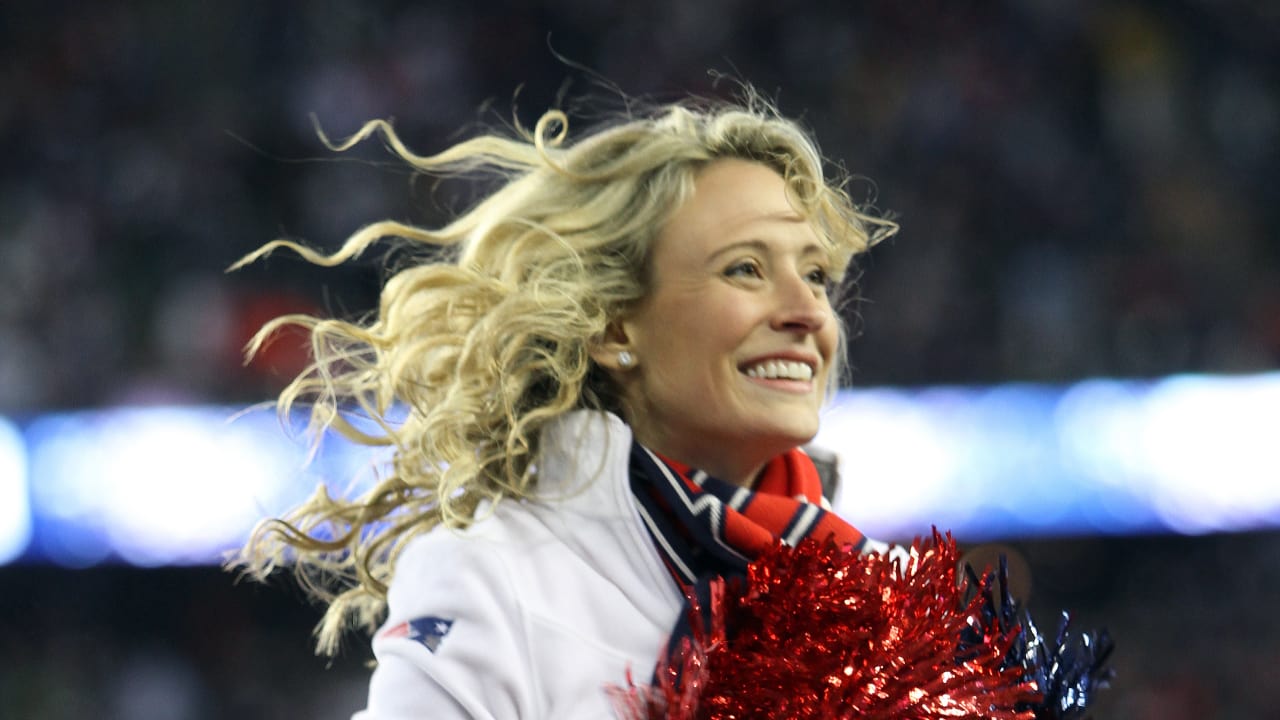 Patriots Cheerleaders: Alyssa