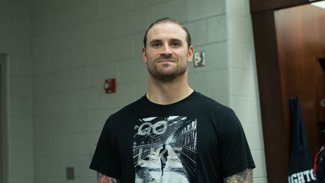A puertas del primer juego: DE Chris Long