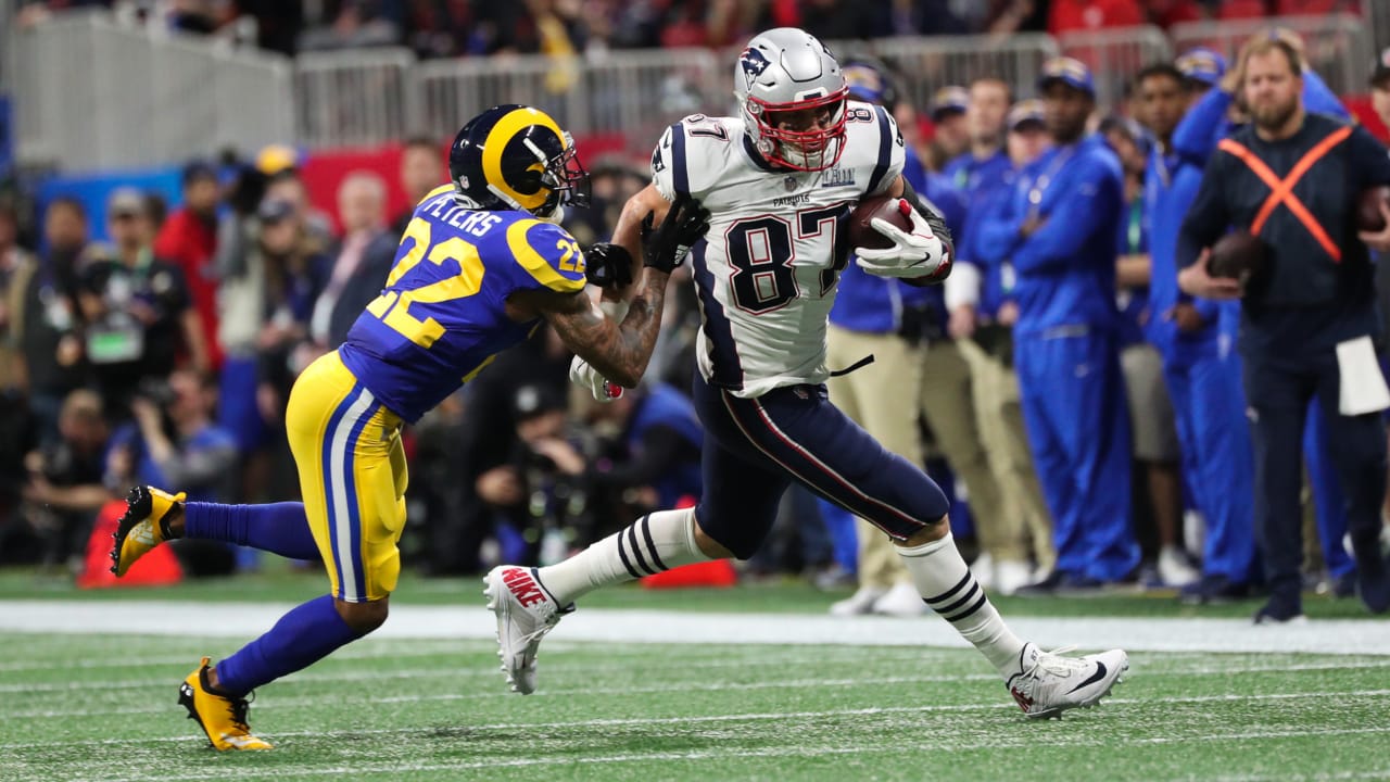 Gronk, Edelman stay hot to open sluggish SB LIII