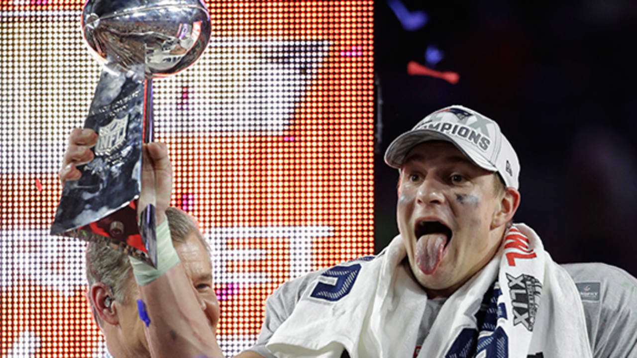 News Blitz 6/2: All about Gronk
