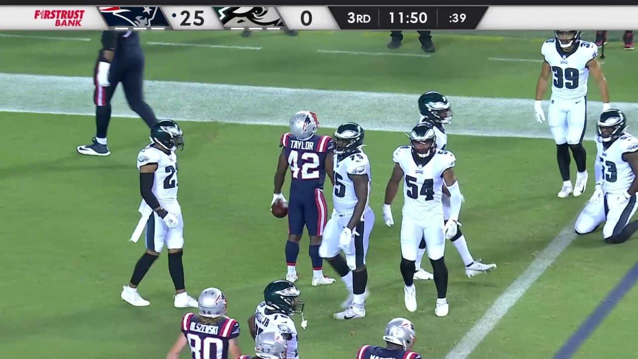 J.J. Taylor caps strong drive with TD off the edge