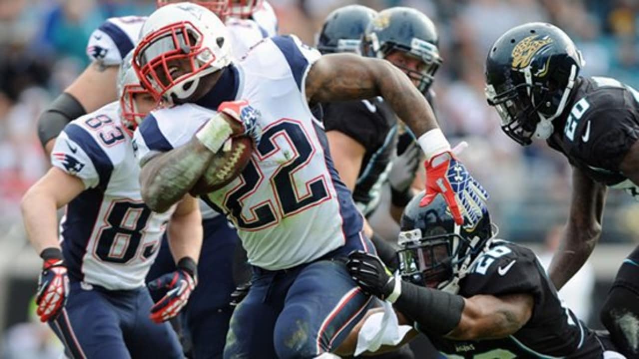 Browns sign rookies Minter and Oshinowo