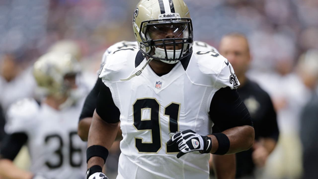 Patriots sign DE Will Smith