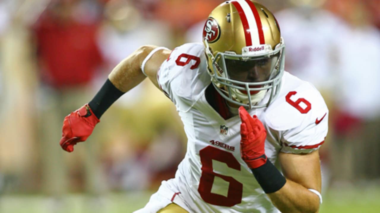 Collie joins banged up Patriots receiving corps