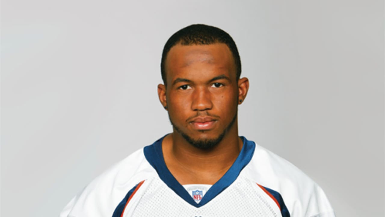 Patriots Sign WR Britt Davis to Practice Squad; TE Garrett Mills ...