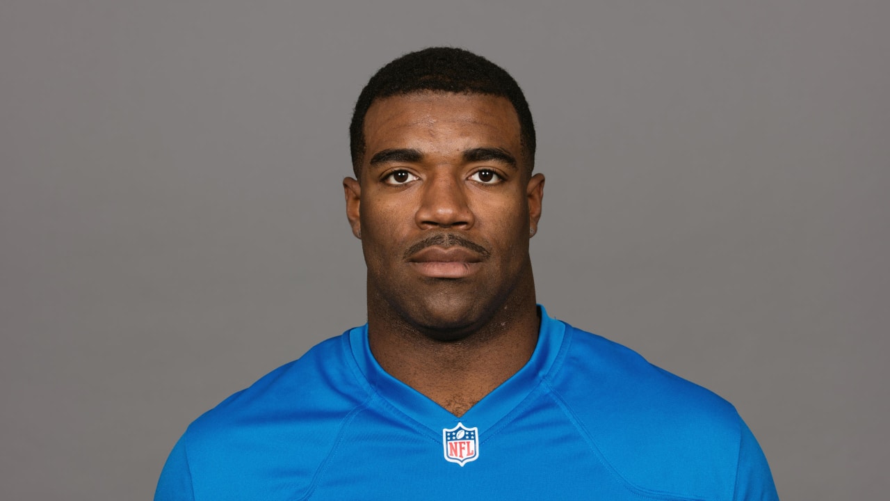 Patriots sign OL Chase Farris and Austin Traylor to the practice squad