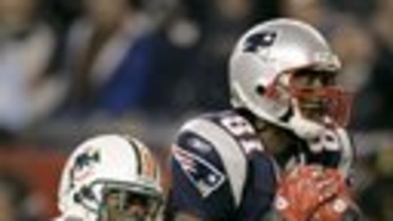 Patriots WR Moss prefers 16-0 to receiving record