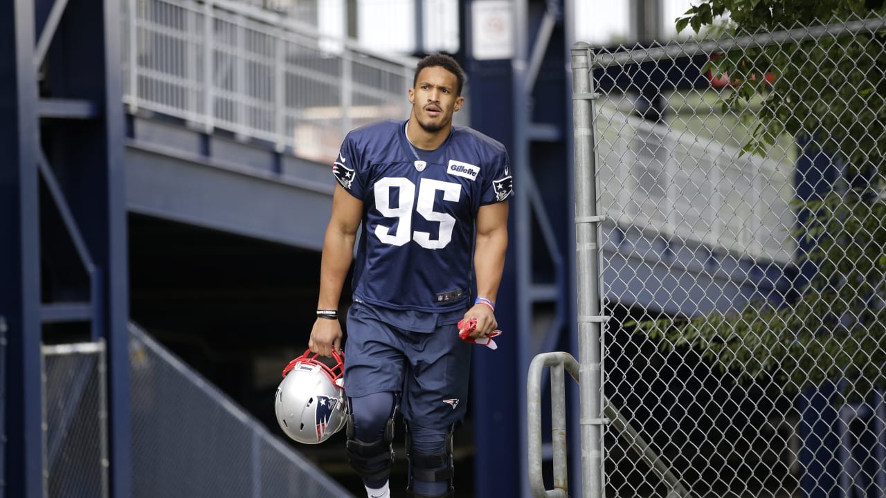 Report: Patriots top pick DE Derek Rivers could be lost for year