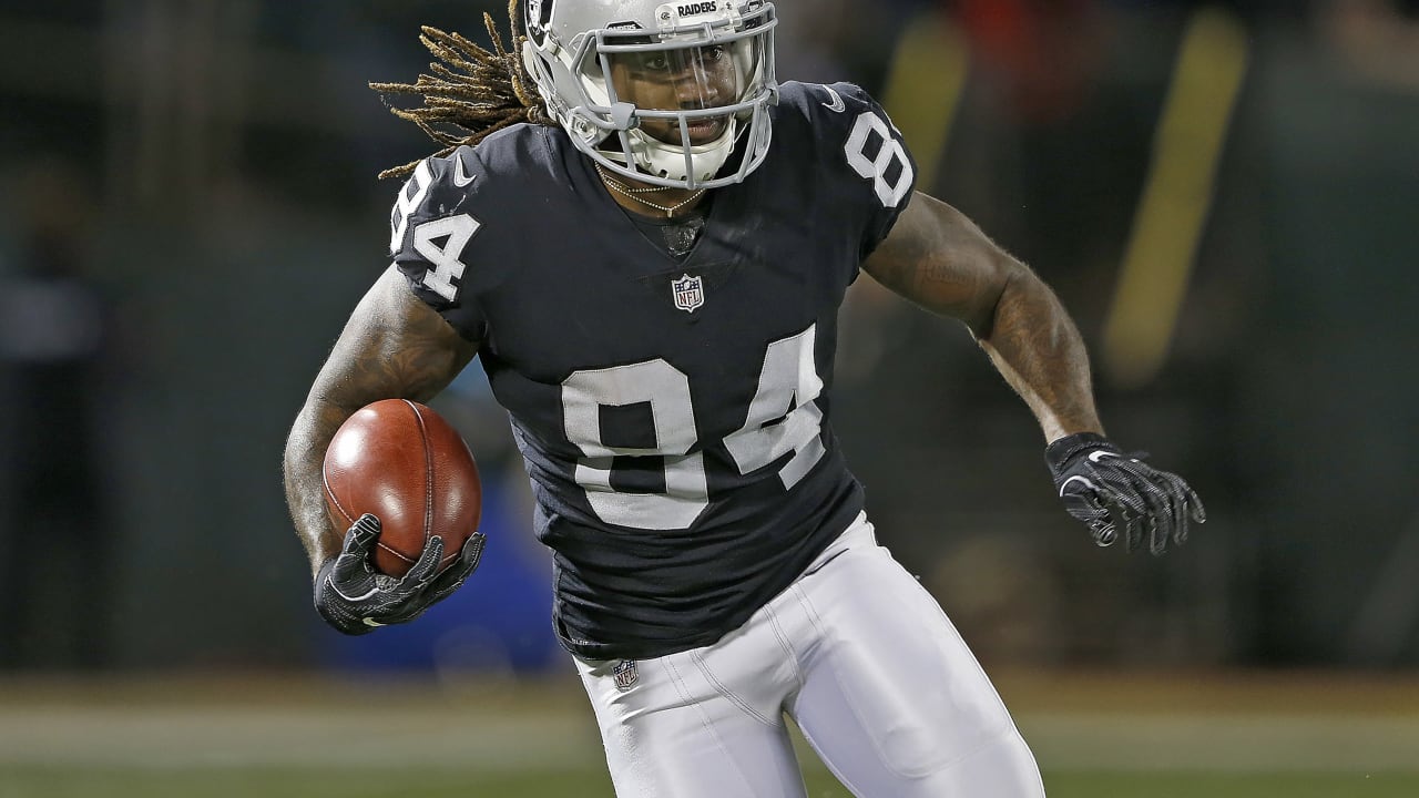 Patriots Acquire WR Cordarrelle Patterson in a Trade with Oakland