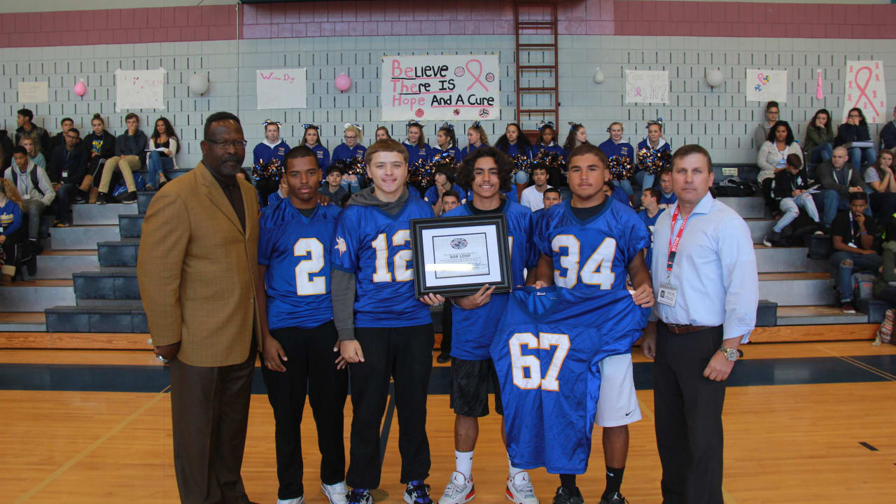 Wareham High School's Bob Lomp named Patriots High School Coach of the Week