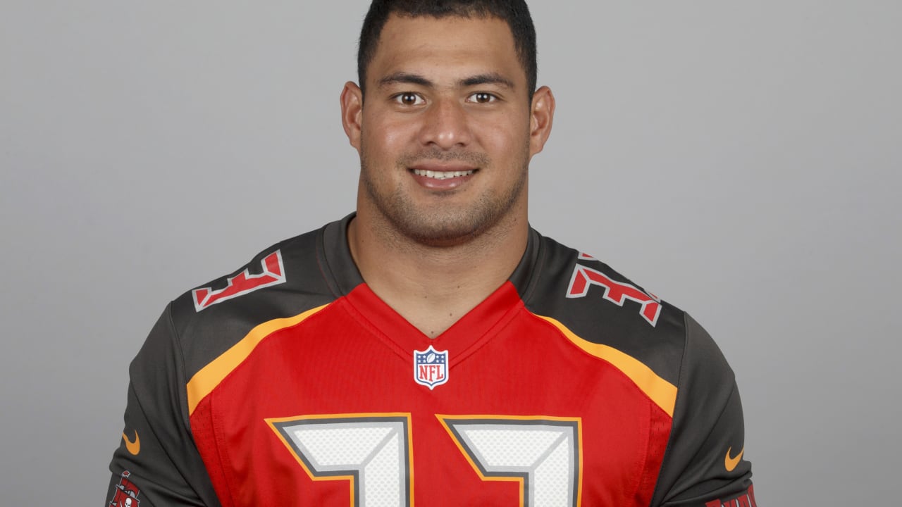 Patriots sign RB Joey Iosefa to the practice squad