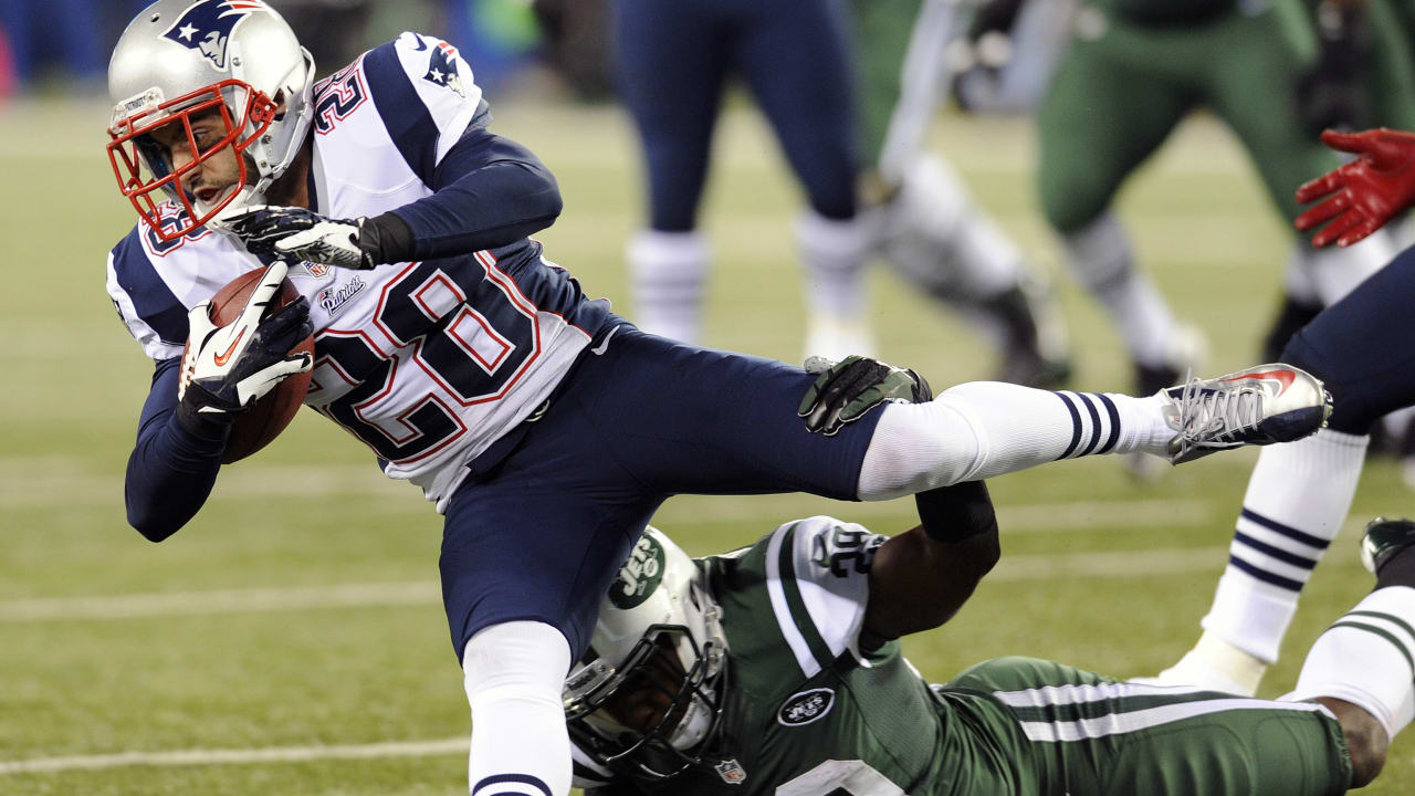 Training Camp Position Battle: Steve Gregory vs. Tavon Wilson