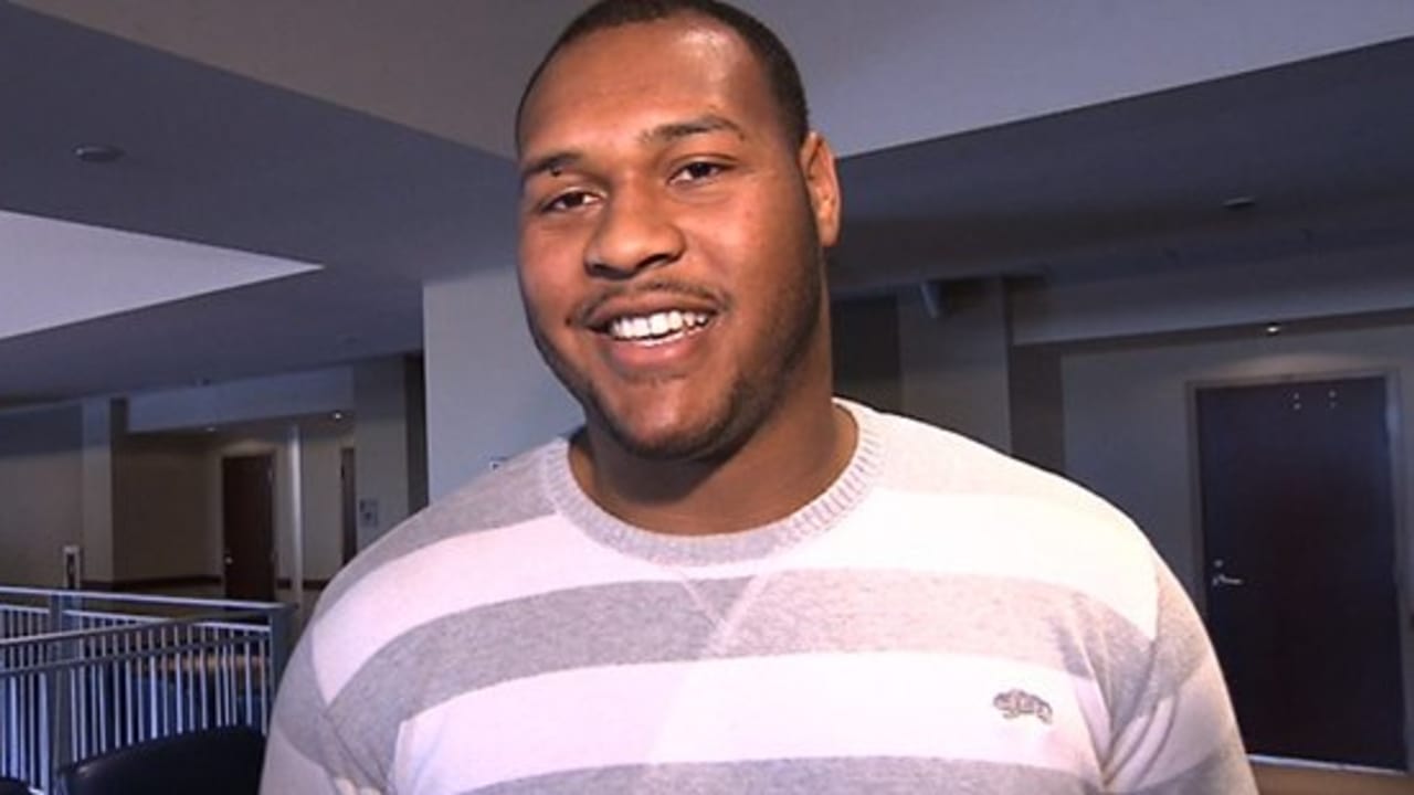 Maroney cleared for contact, expected to play Friday