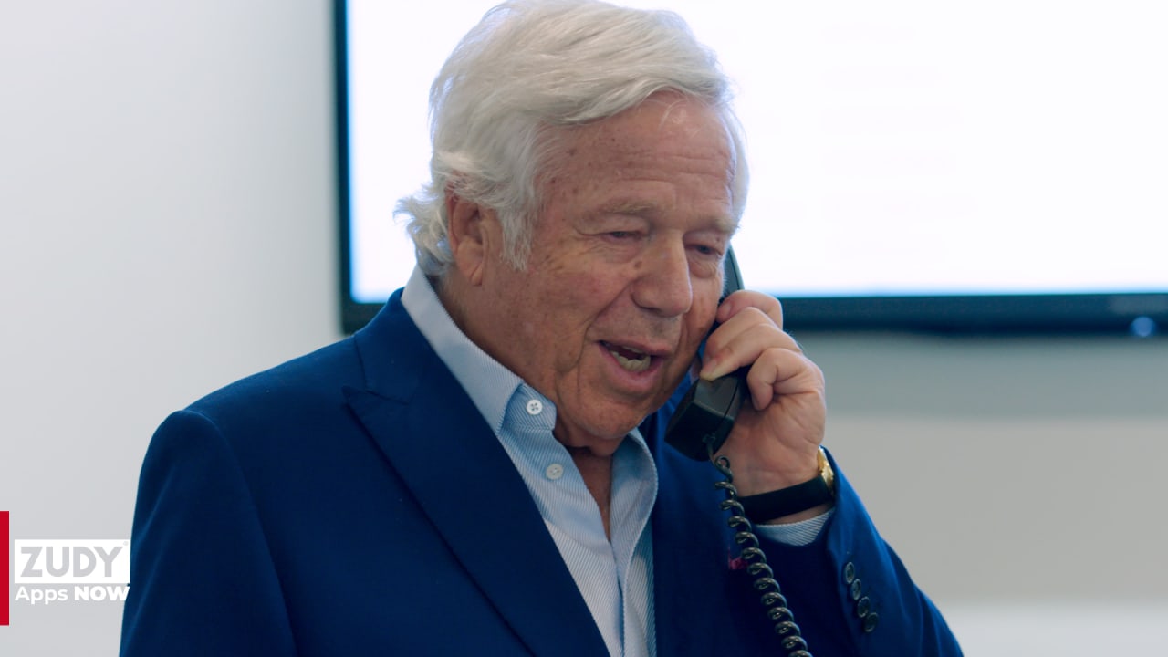 Inside the Draft Room: Patriots select Cole Strange