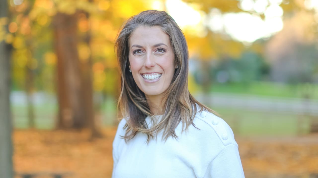 Patriots Present Patriots Difference Maker of the Week Award to Jocelyn ...