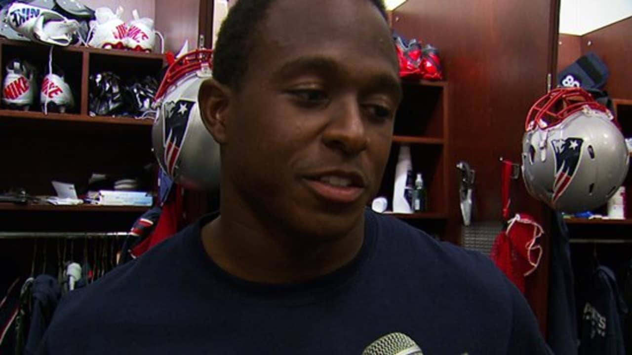 Update: Kelly latest to sign