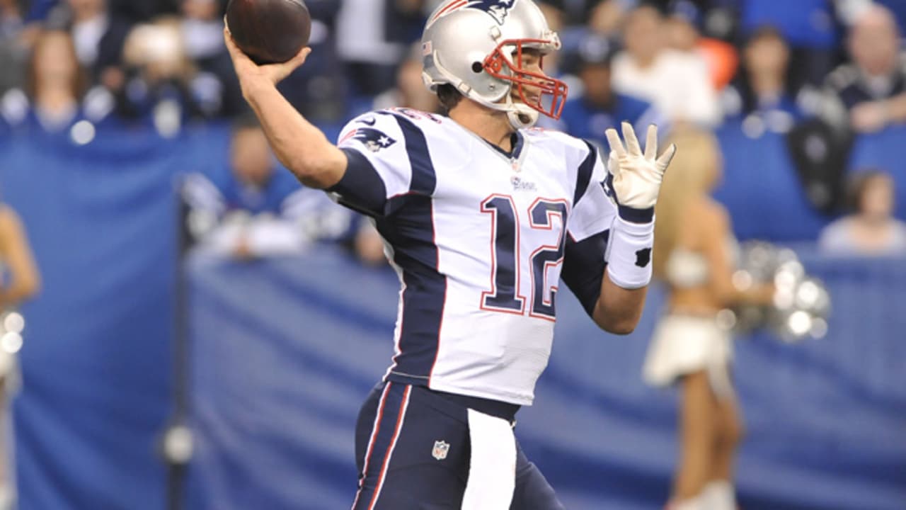 Stock Watch: Patriots corral Colts in Indy