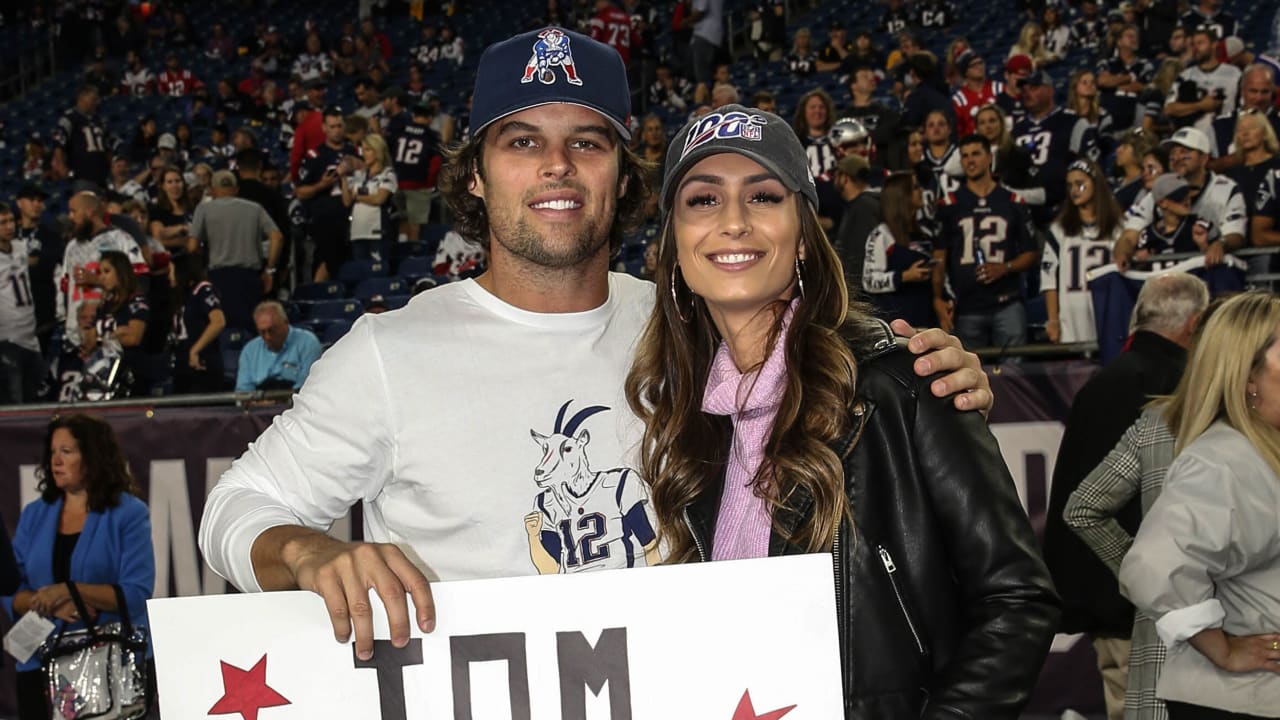 Former 'Bachelor in Paradise' contestant makes bold proposal at Sunday ...