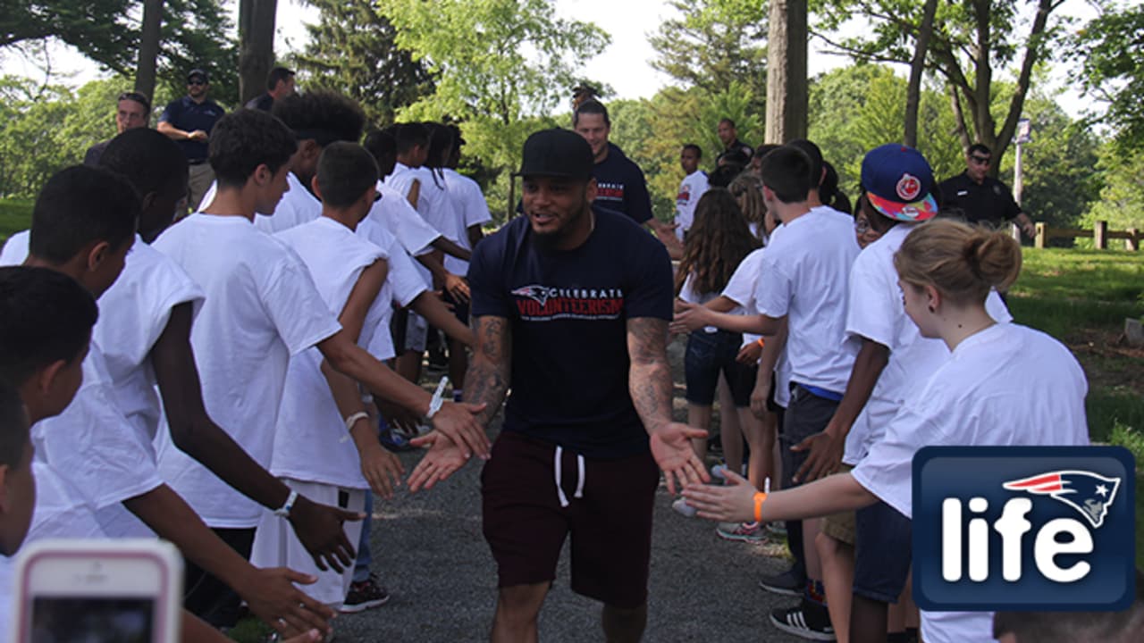 Patrick Chung, Jabaal Sheard, Markus Kuhn take on hula hoops, jump rope