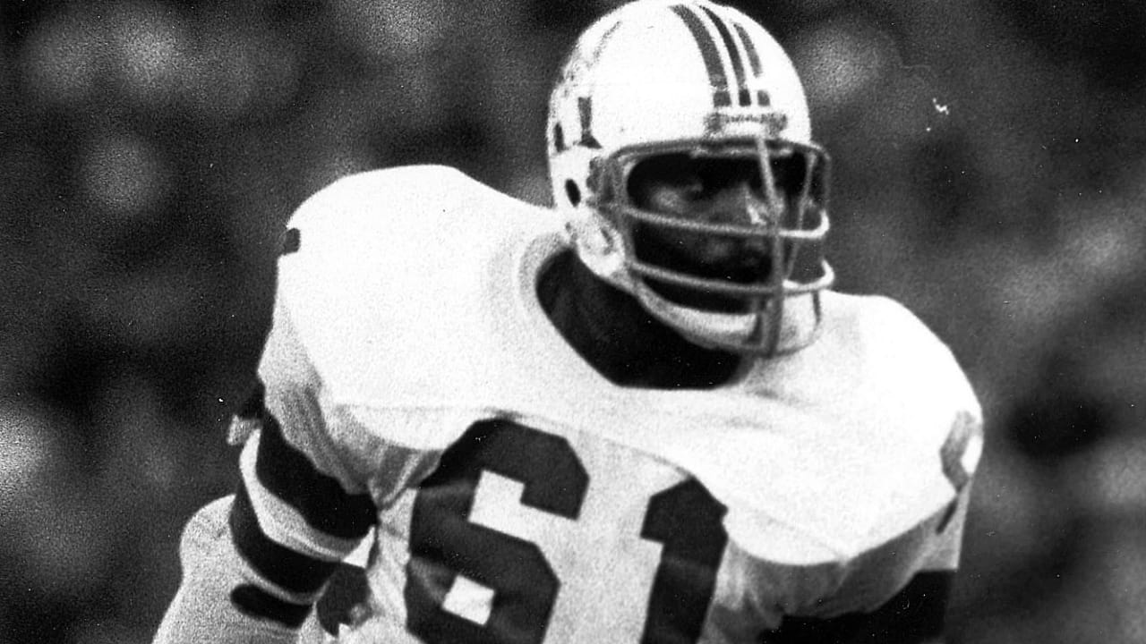 Former New England Patriots G Sam Adams passes away