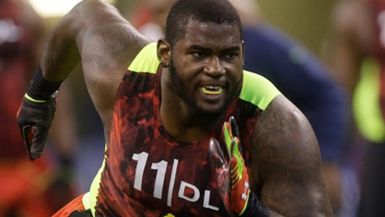 Chicago's Briggs, Kreutz to miss Pro Bowl