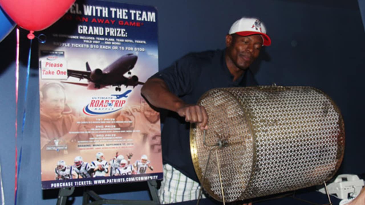 Troy Brown Selects Winners of Ultimate Patriots Road Trip Raffle